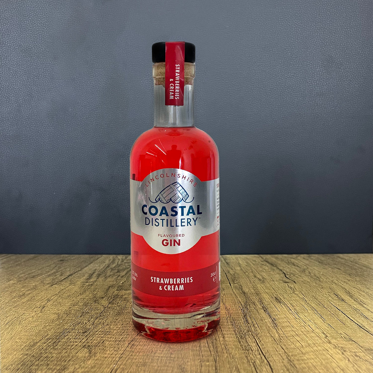 Coastal Distillery Strawberries and Cream flavoured Gin (20cl) - The ...
