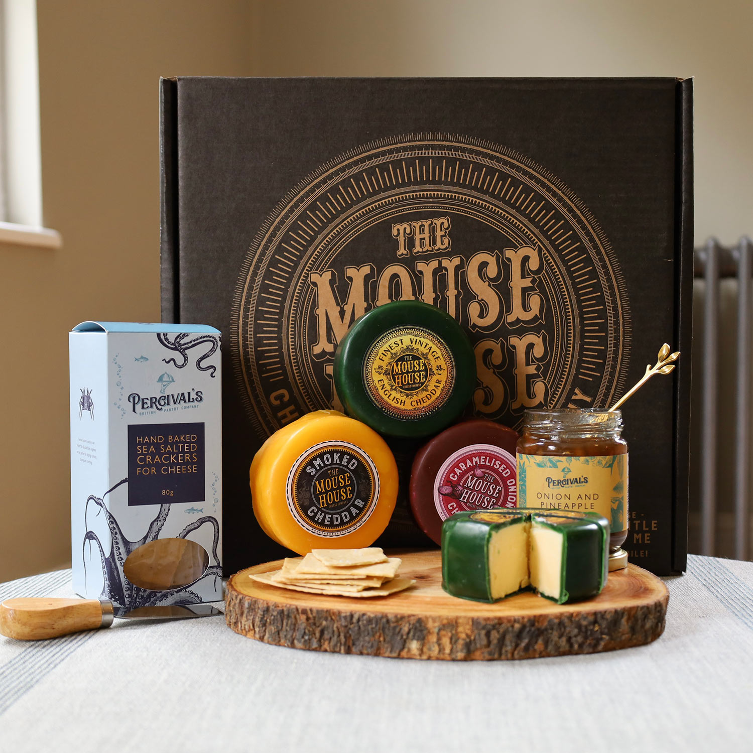 Squeak's Top Pick Cheese Hamper - The Mouse House Cheese & Hamper Company