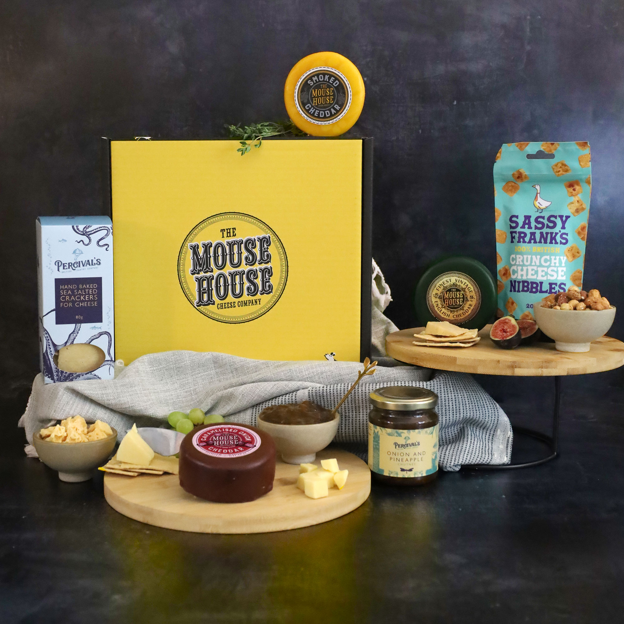 Squeak's Top Pick Cheese Hamper - The Mouse House Cheese and Hamper Company