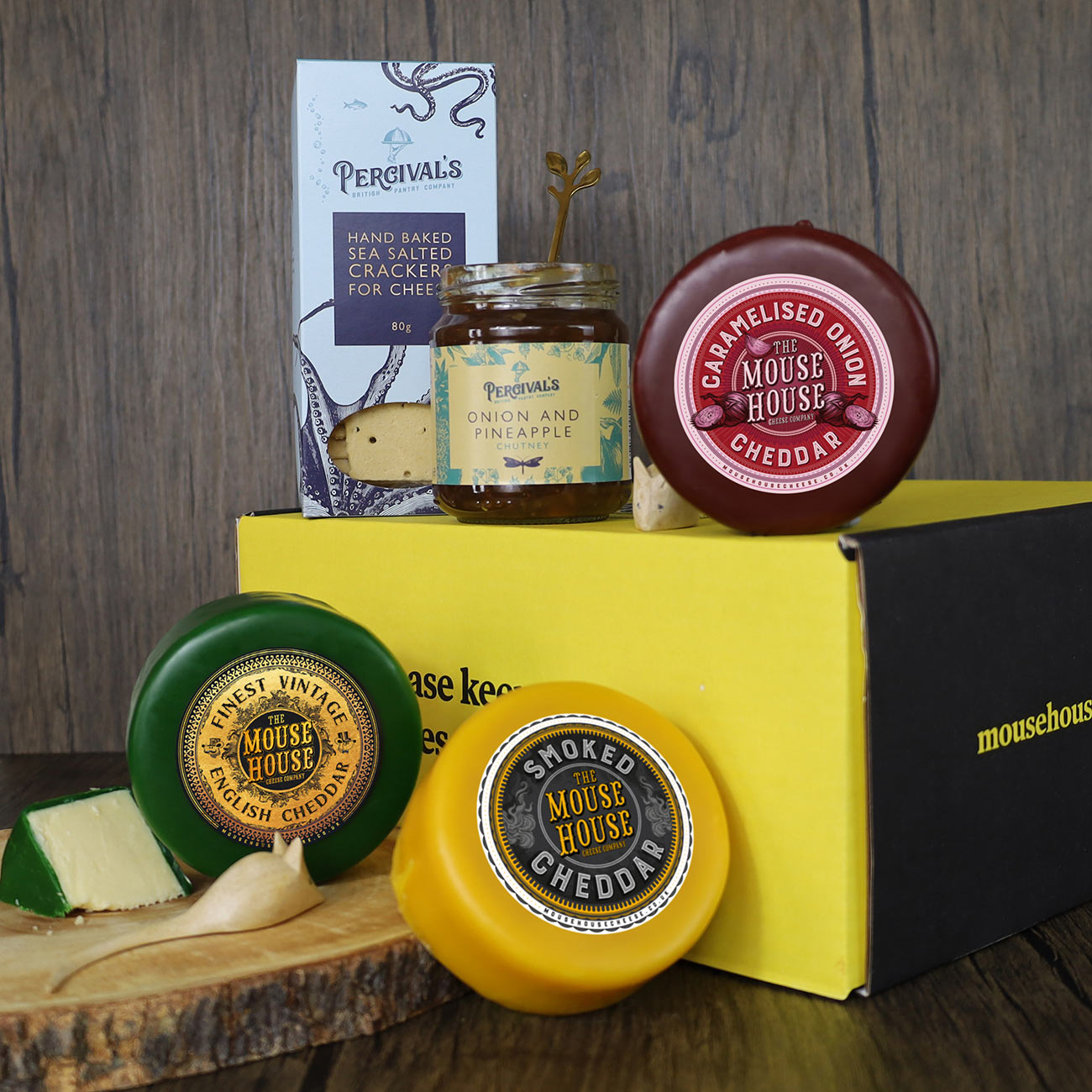 Squeak's Top Pick Cheese Hamper - The Mouse House Cheese and Hamper Company