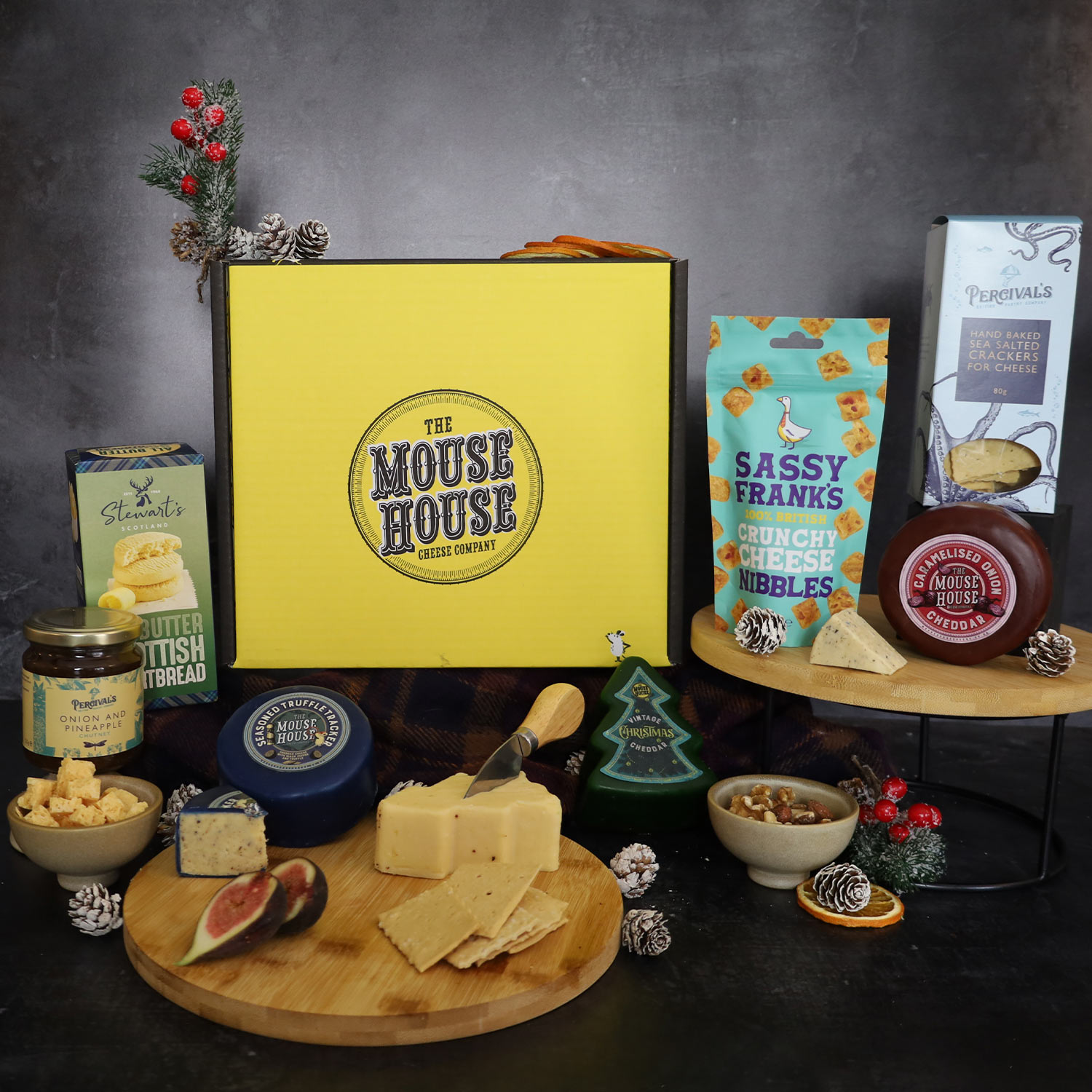 Winter Nibbler Christmas Hamper - The Mouse House Cheese and Hamper Company